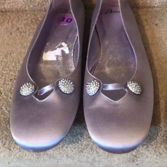 Delman | Shoes | Beautiful Delmans Excellent Quality Satin Shoe | Poshmark